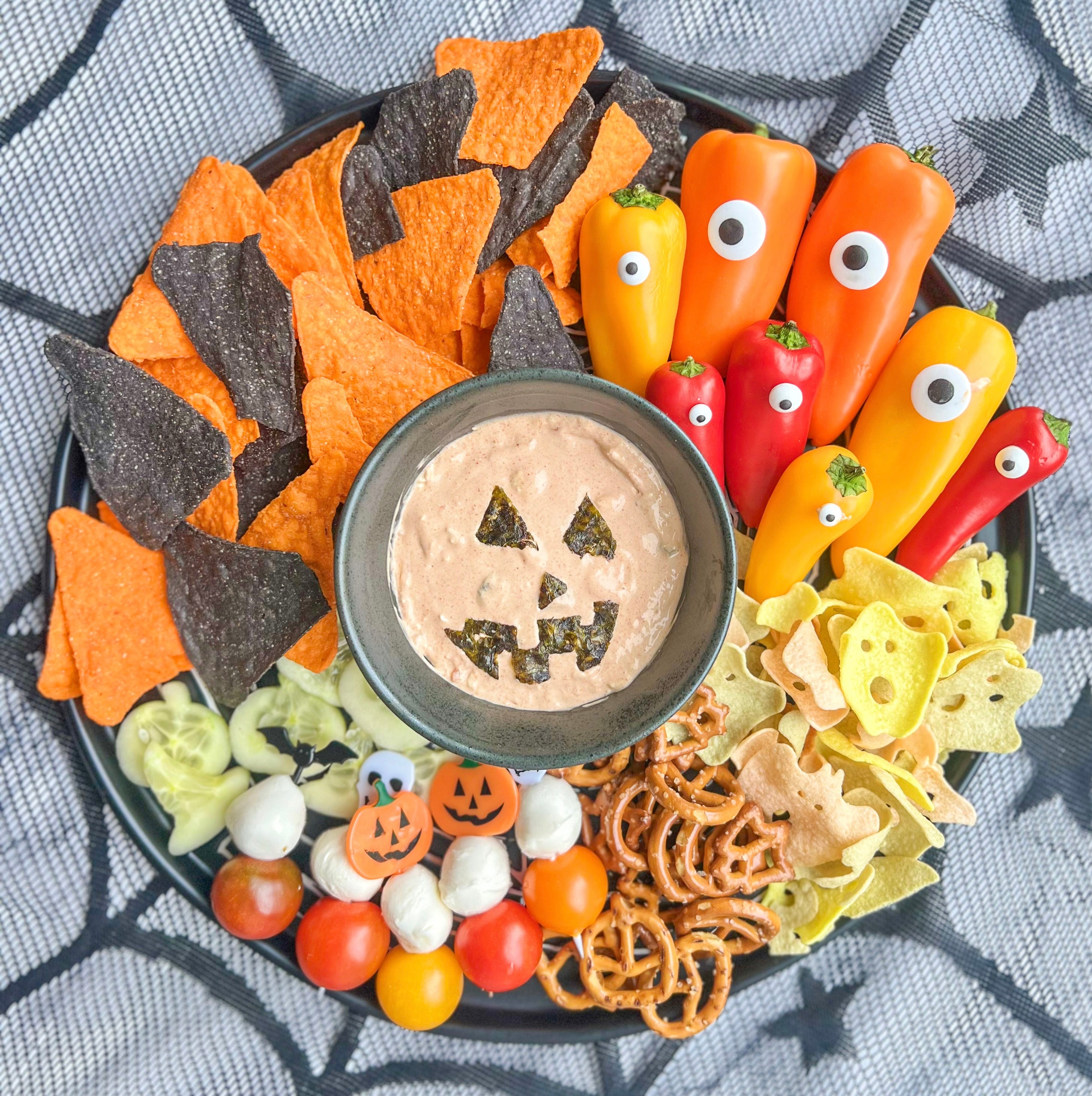 Pumptastic Spookcuterie – Snacktivity Queen Interactive Charcuteries